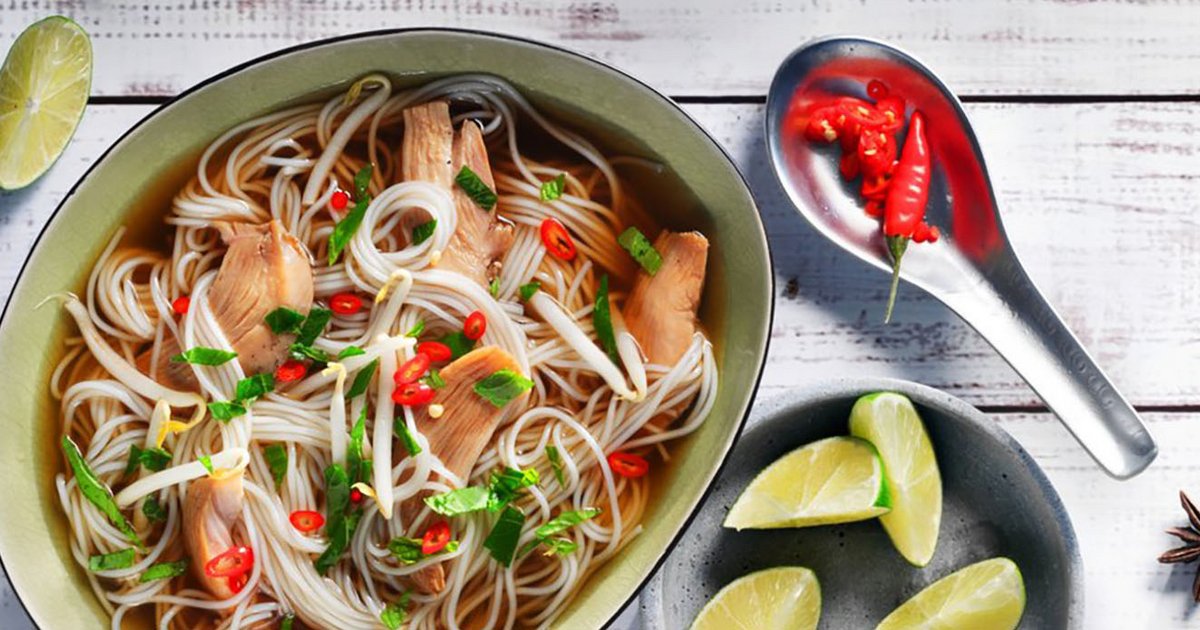 Phó gà Soppa med risnudlar & kyckling | Kikkoman